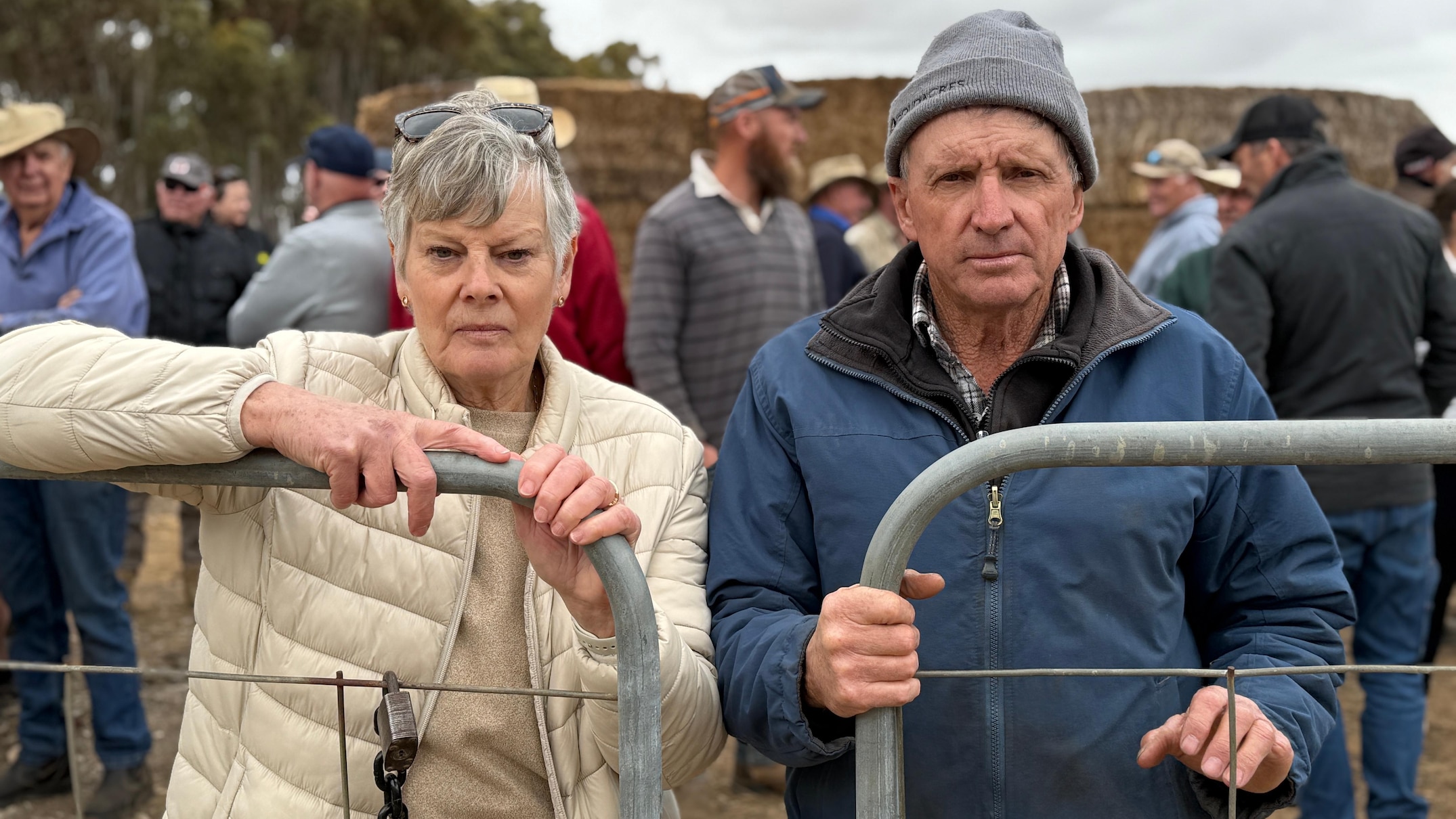 Farmers defy compulsory access powers to block VicGrid staff