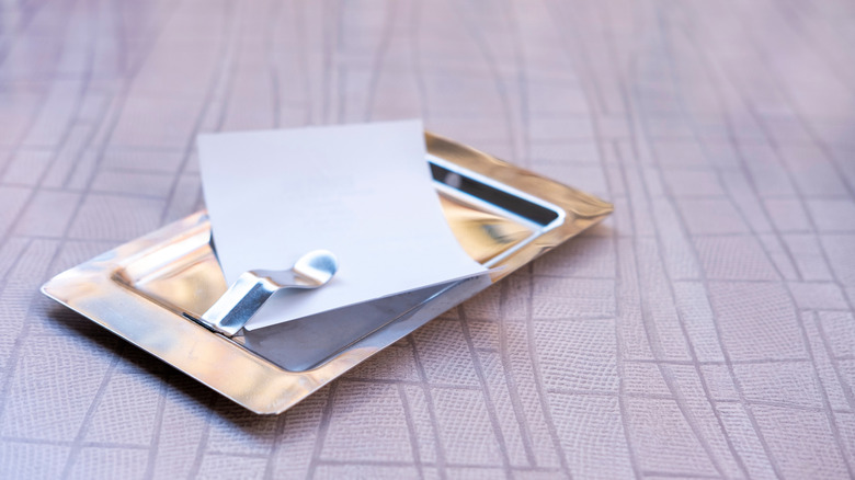 Can Restaurants Actually Force Gratuity?