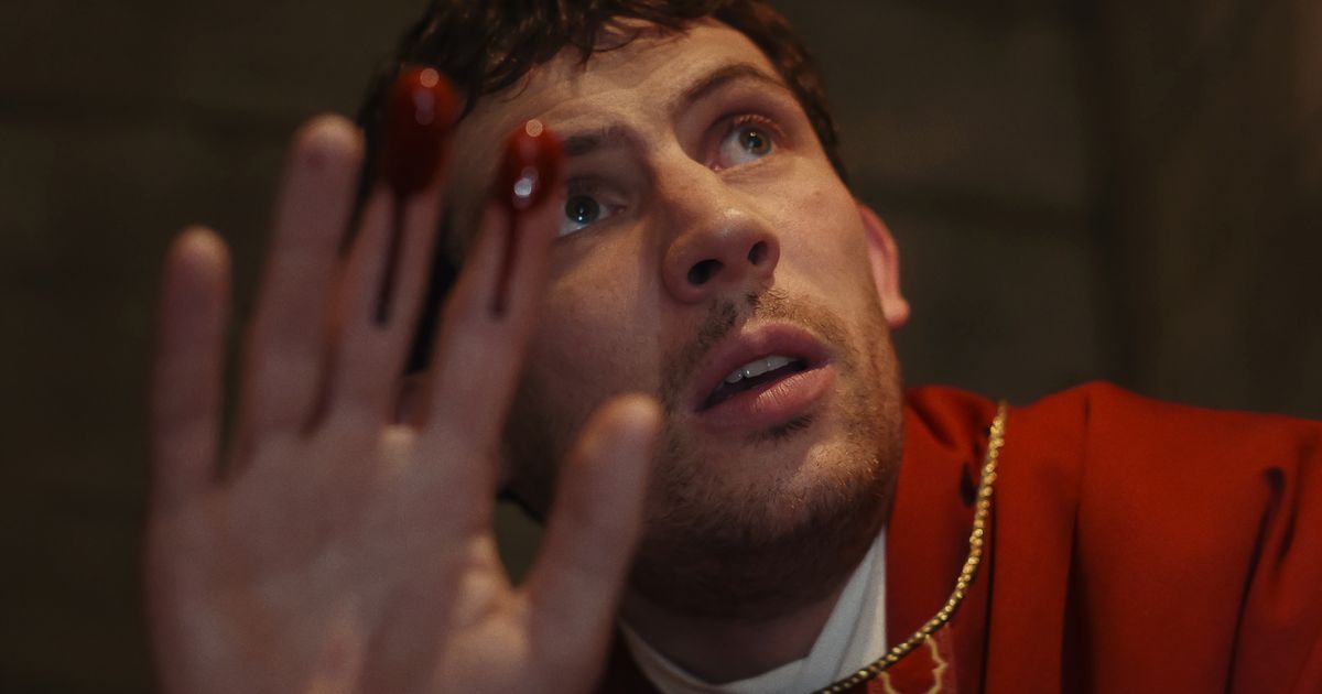 Benoit Blanc Is Going to ‘Scooby-Dooby-Doo’ It