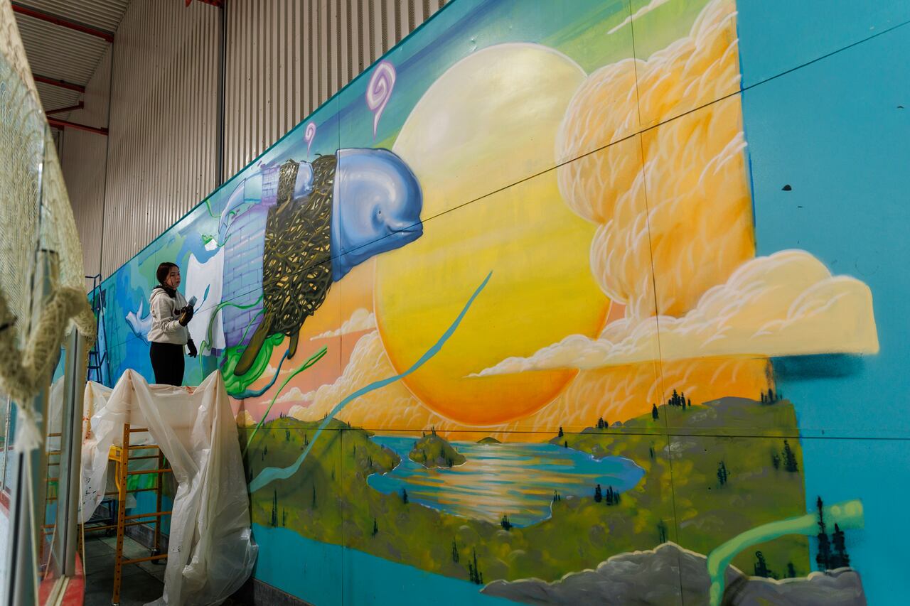 Street art meets Inuit culture in new Kuujjuaq, Que. mural