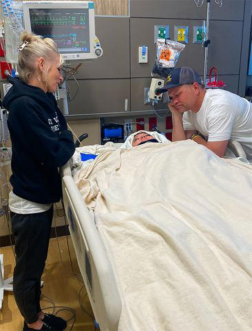 High School Cheerleader Ends Up Paralyzed at 16 After Going on 'Fun ...