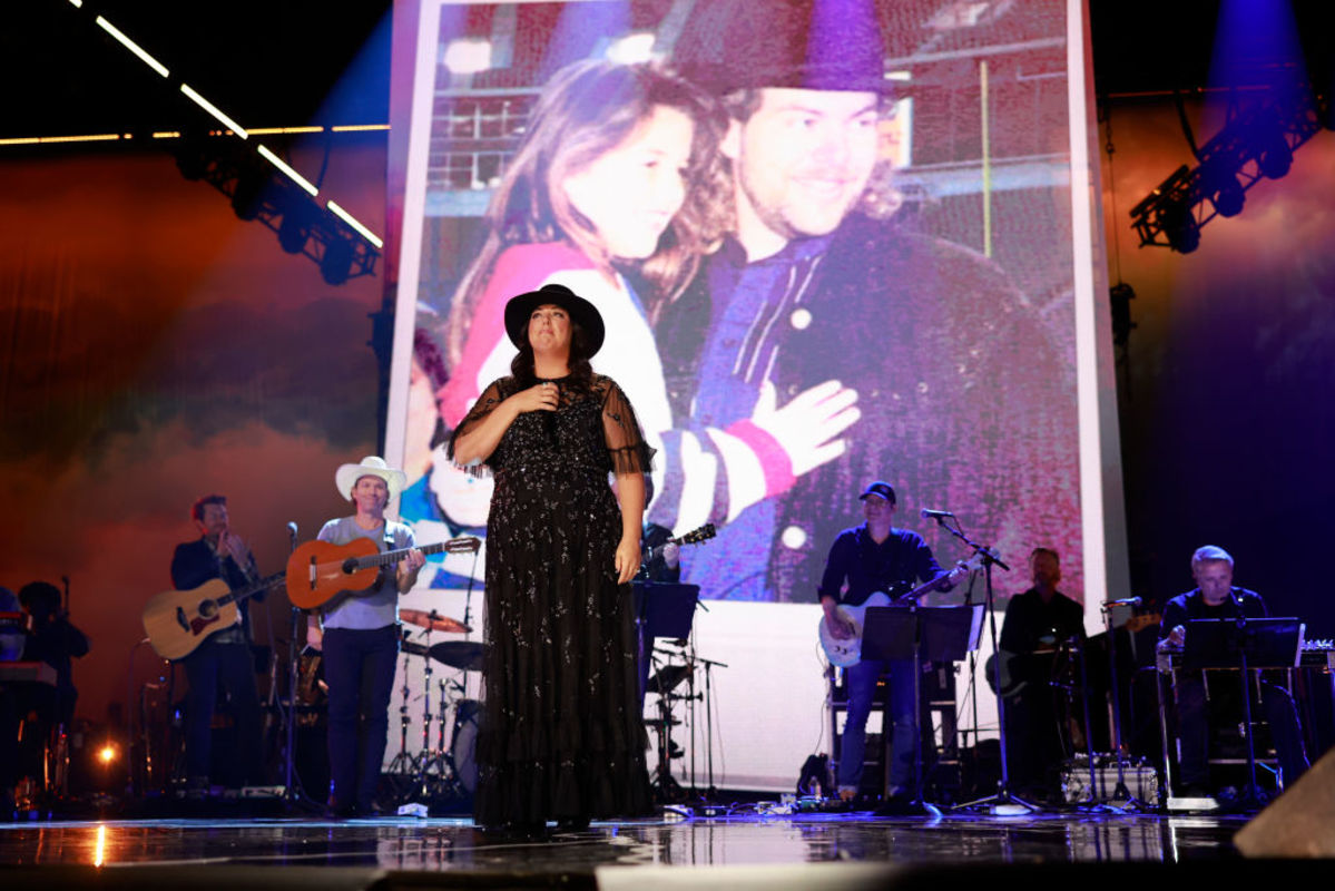 Toby Keith's Daughter Krystal Has 'Dream Come True' While Keeping His ...