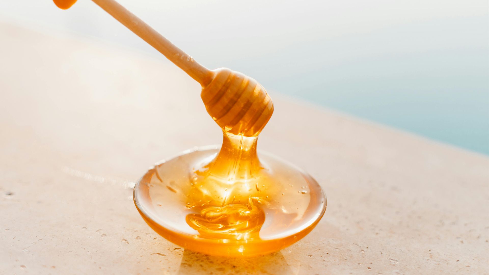 The Everlasting Food: The Real Reason Why Honey Never Goes Bad