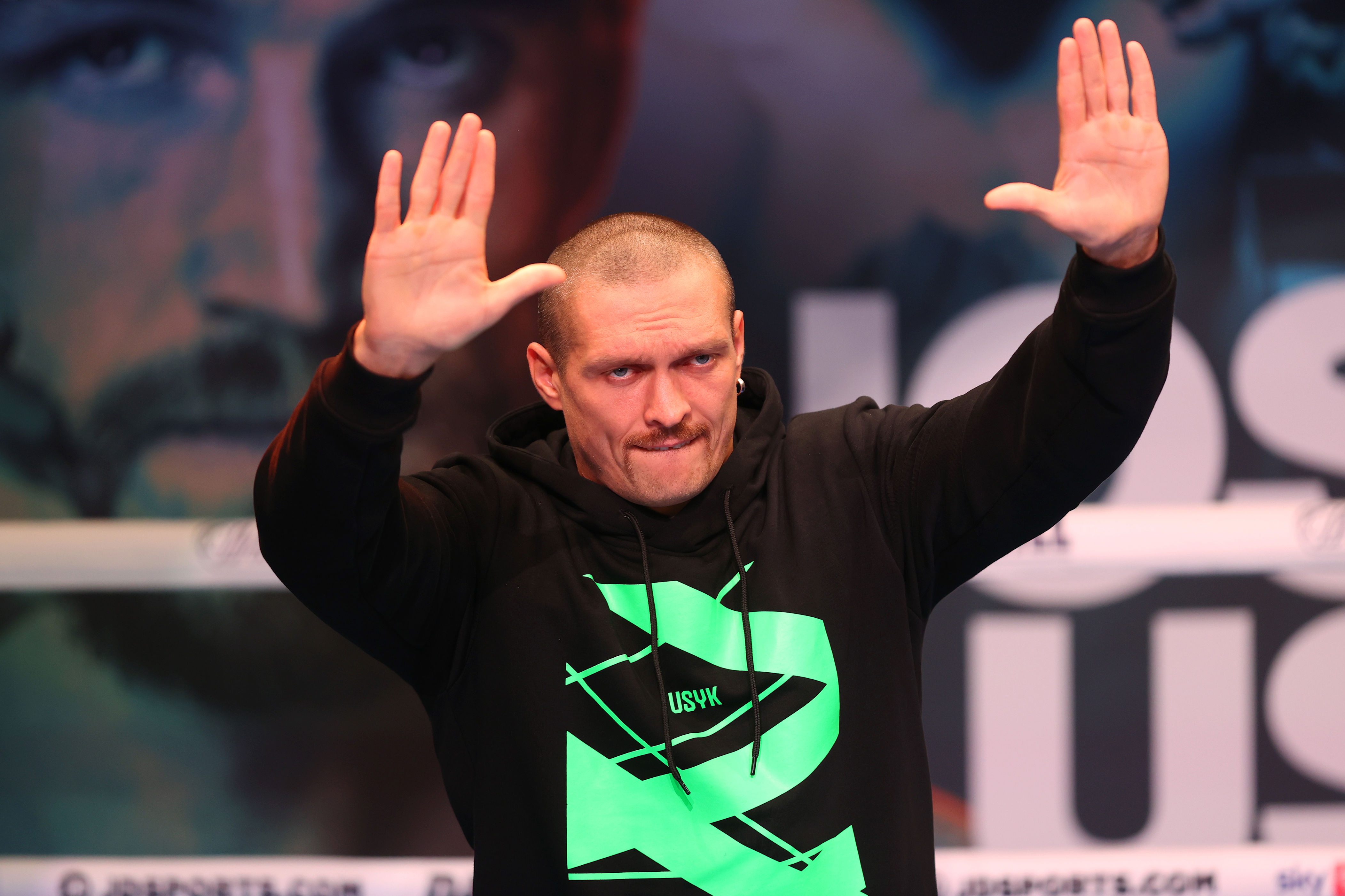Oleksandr Usyk surrenders heavyweight title, new boxing champion crowned