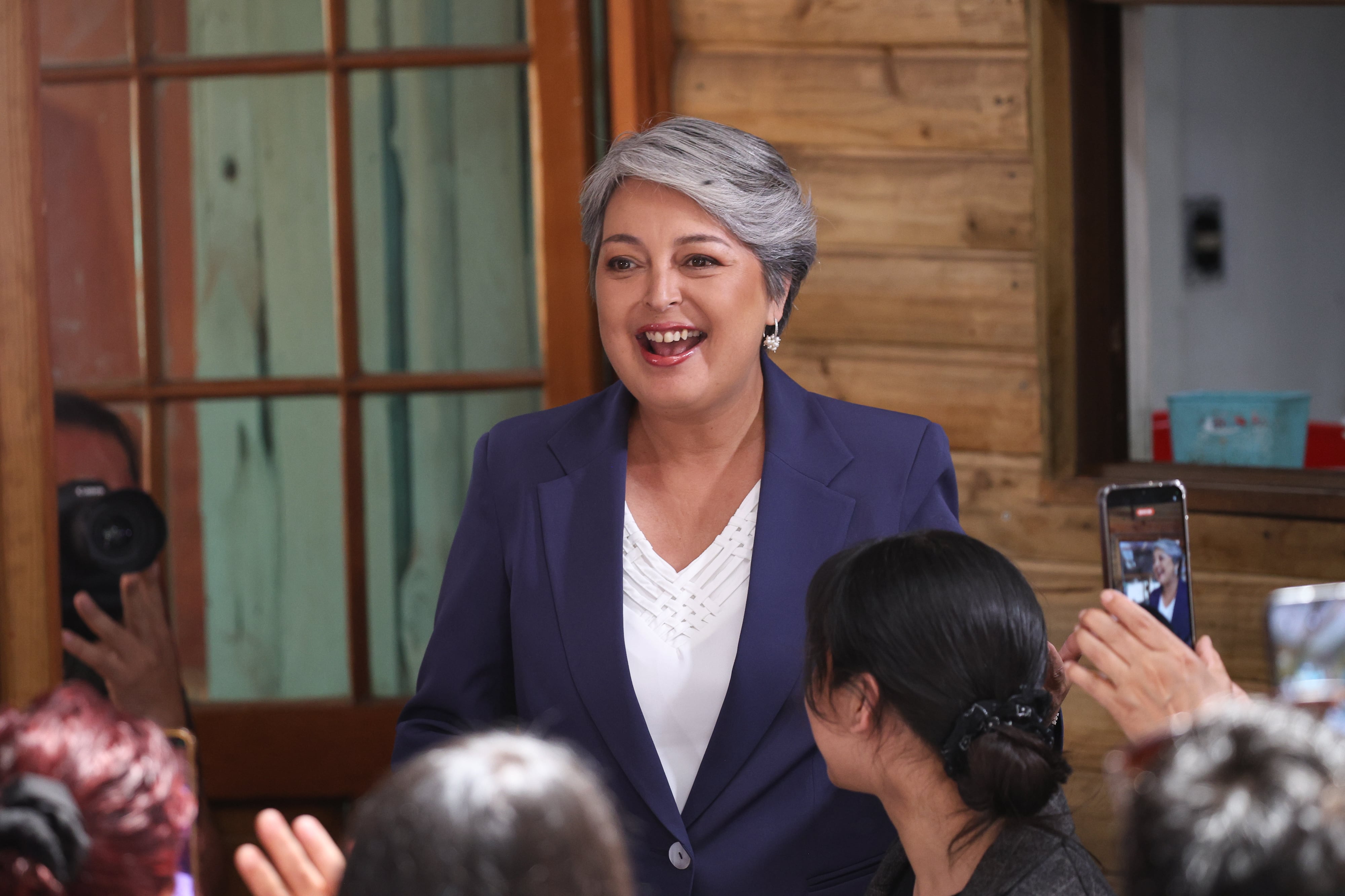 Jara en busca de los electores de Parisi para segunda vuelta: “En Chile ...