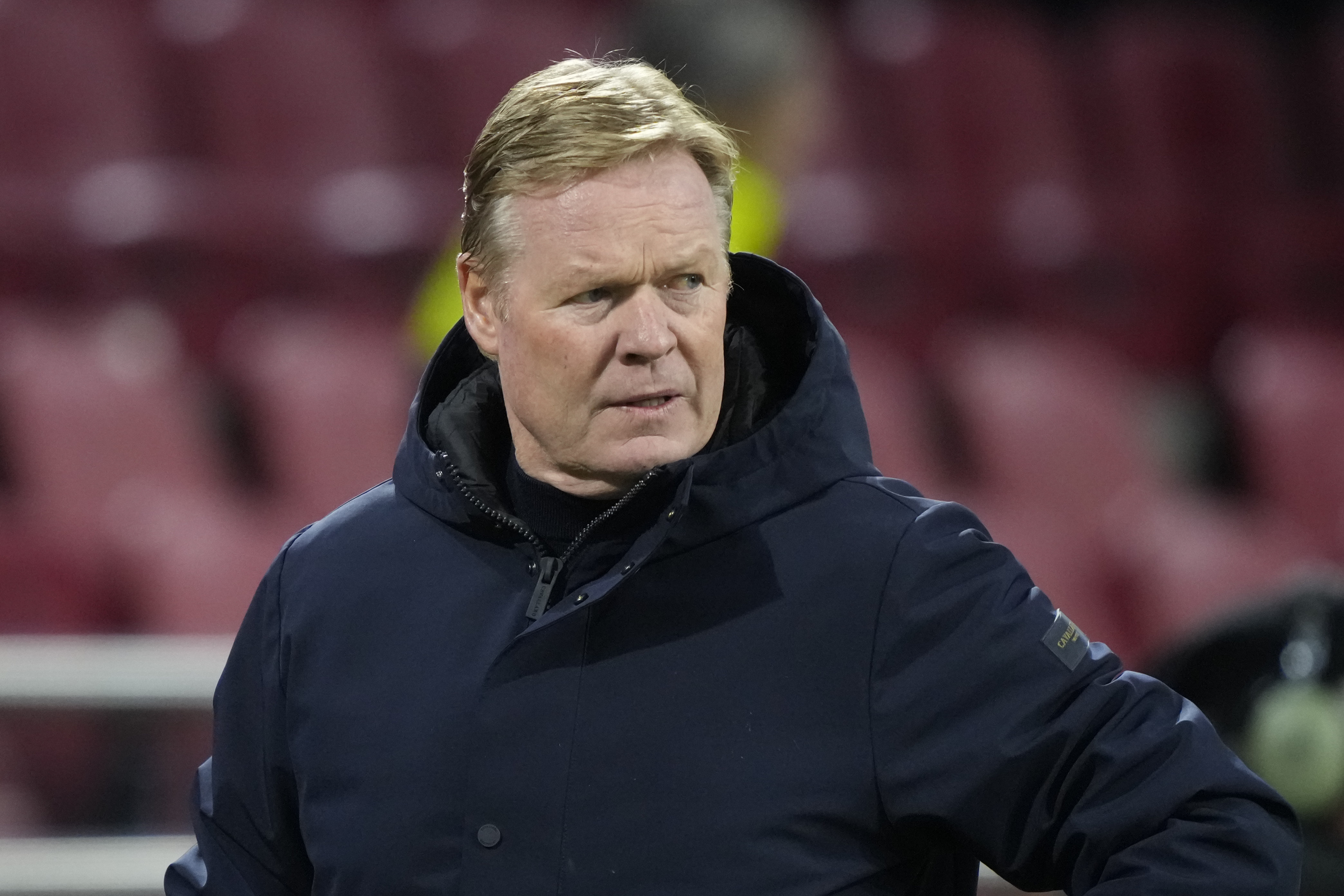Koeman: 'Ik vind dit een gekke vraag. Moeten we allemaal naar huis gaan?'