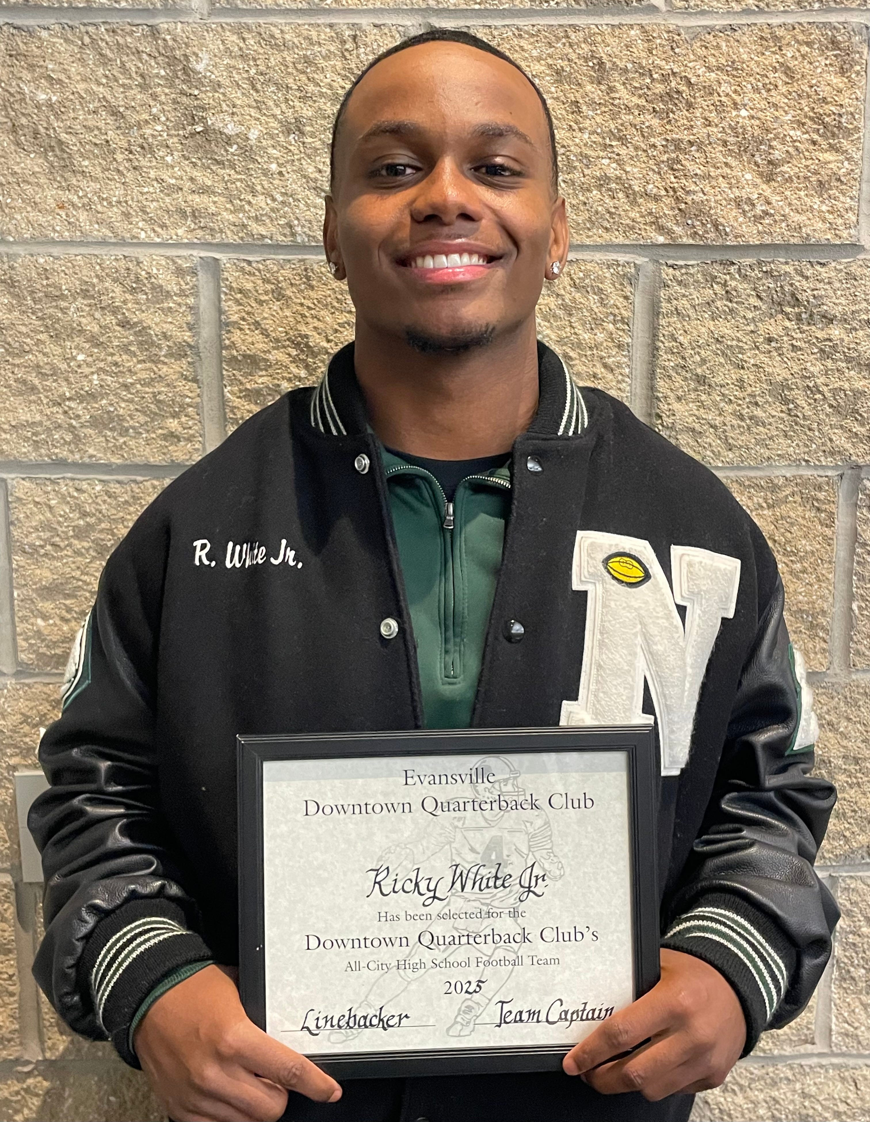 Here's the 2025 Evansville All-City football team and Most Outstanding ...