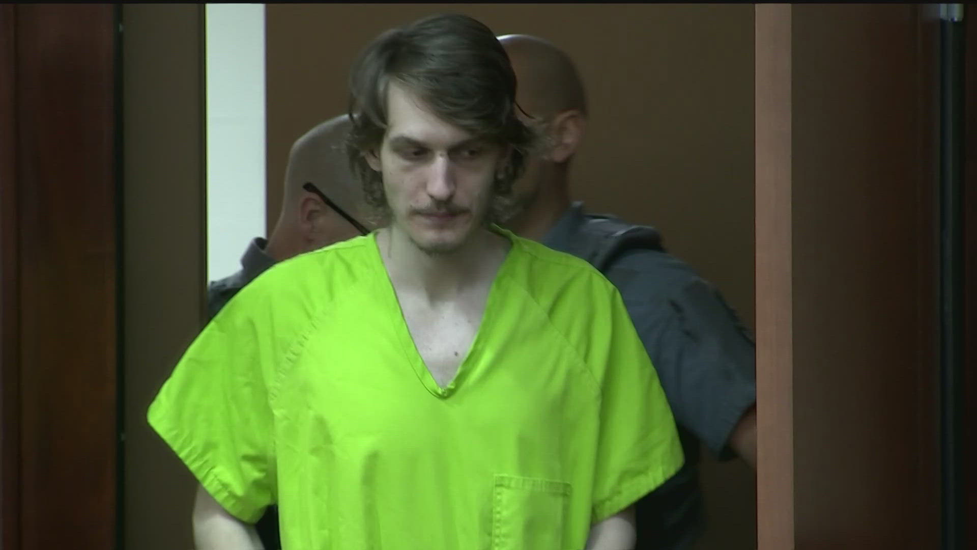 2-year-old tried to cuddle parents, wake them up after they were ...