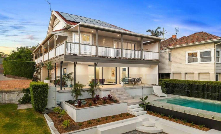 1920s New Lambton home smashes reserve in three-bidder race at auction