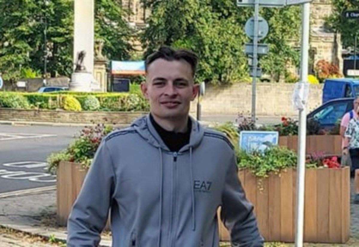 Drunk racist from Gillingham shouted Islamophobic English Defence ...