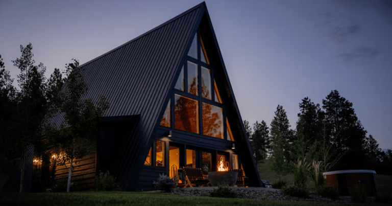 7 Trending Rentals in Montana That People Book on Repeat (And We See Why)