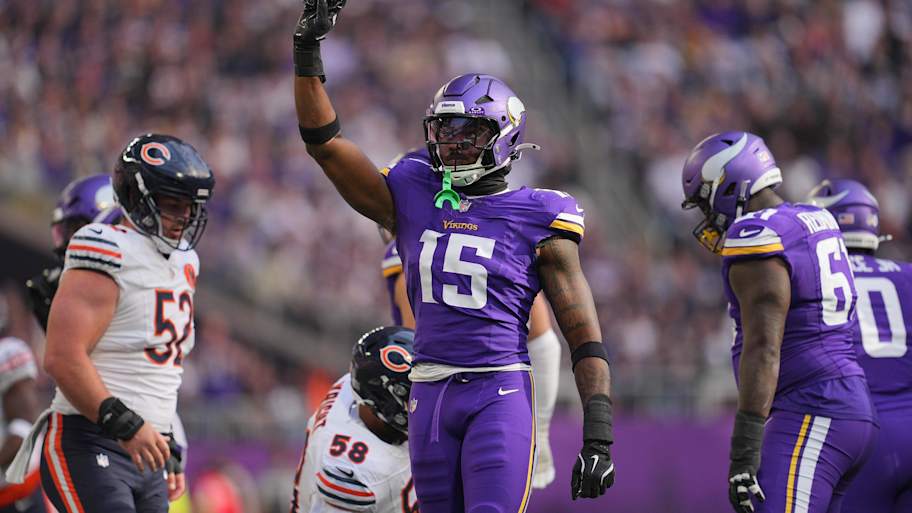 Young Vikings defender was a bright spot in frustrating loss to Bears