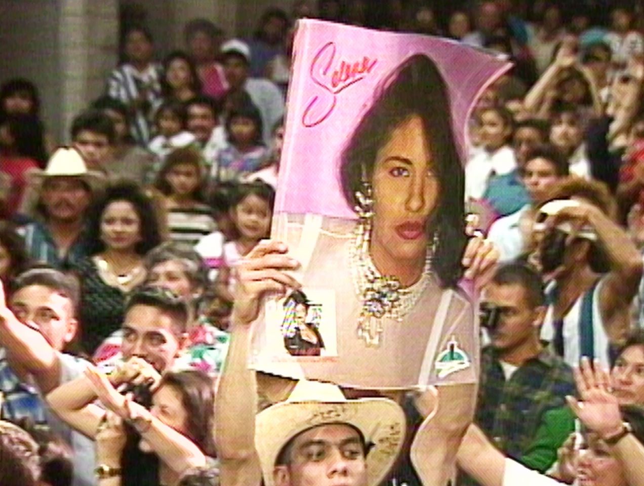 What happened to Selena? Revisiting the singer's tragic murder (and ...