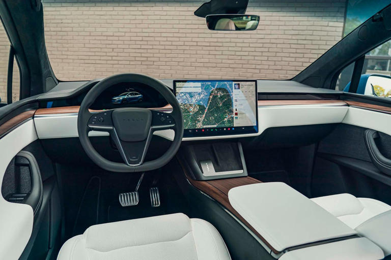 How Did Tesla Shave Nearly 400 Pounds from the Model X? We Talked to ...