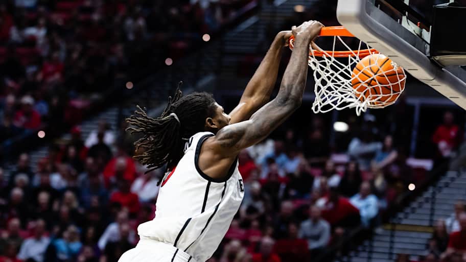 San Diego State men’s basketball moves closer to cracking AP Top 25