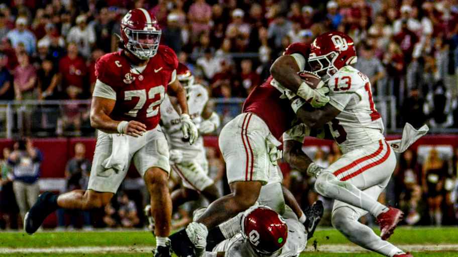 For Oklahoma's Reggie Powers, Bone-Crushing Hits are Just a Part of ...