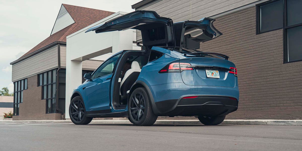 How Did Tesla Shave Nearly 400 Pounds from the Model X? We Talked to ...