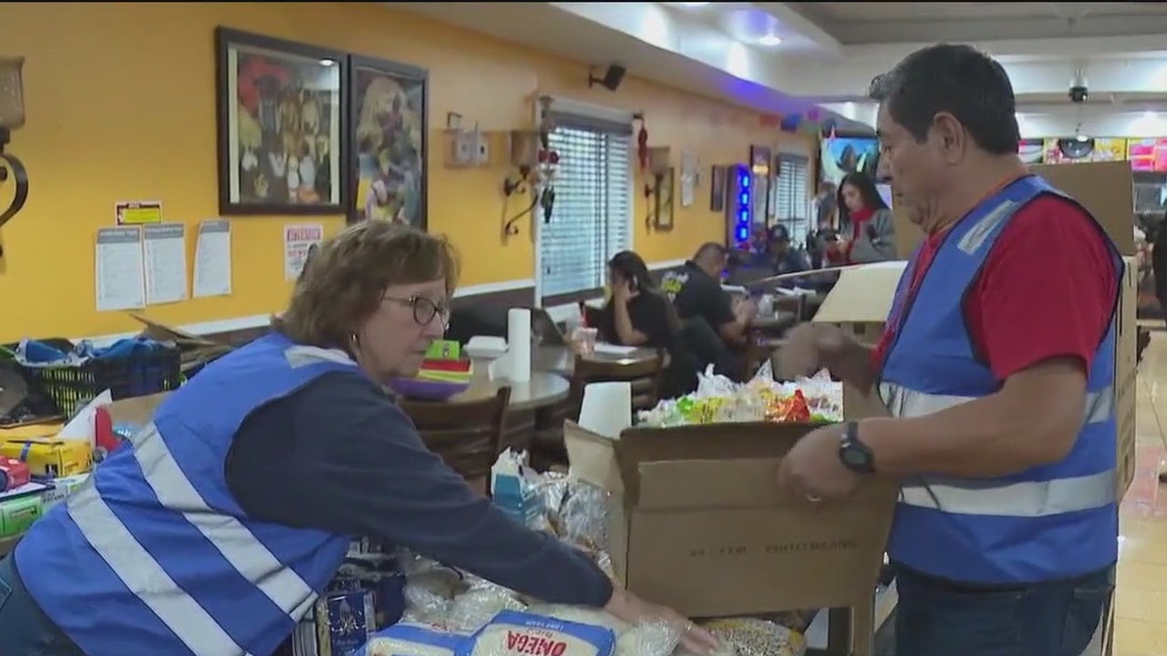 Chicago neighborhood feels relief as immigration agents leave ...