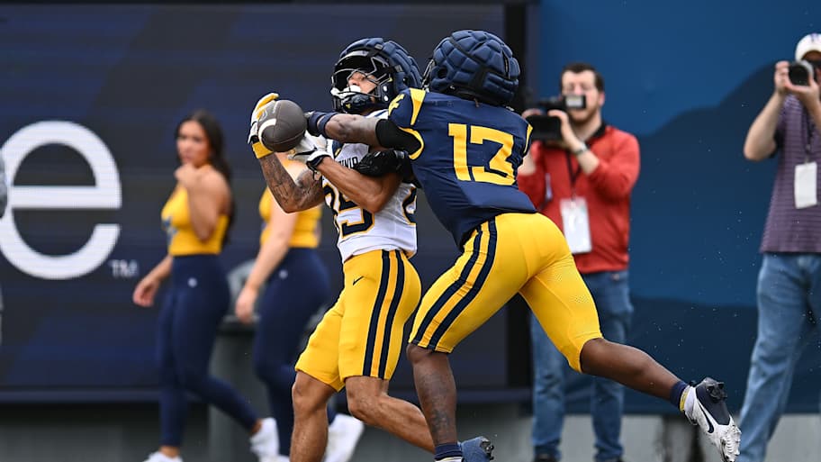 Former WVU Football WR Is 'Open To Returning' and Will Enter Portal ...