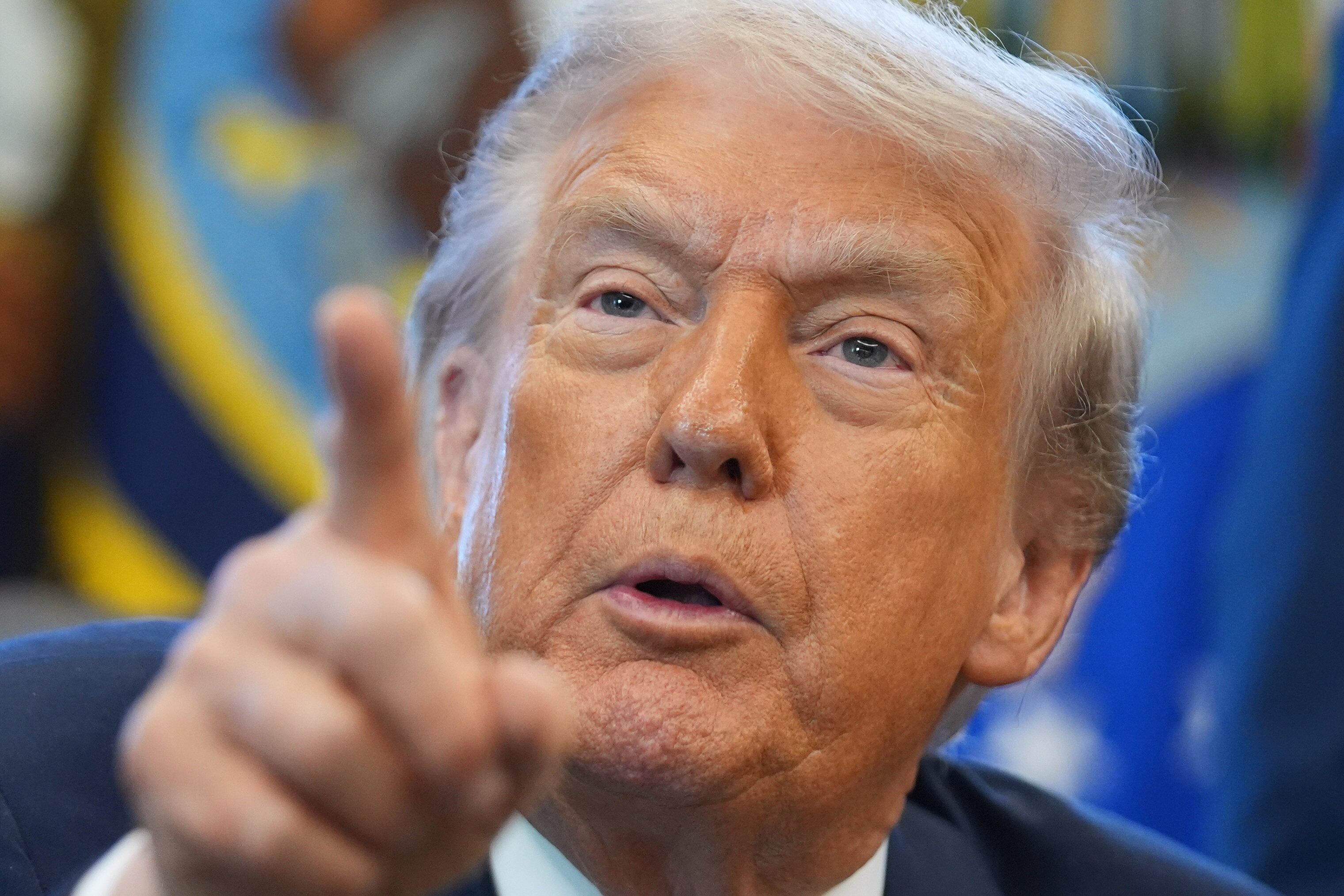 Trump dit qu’il serait «d’accord» avec des frappes américaines au ...