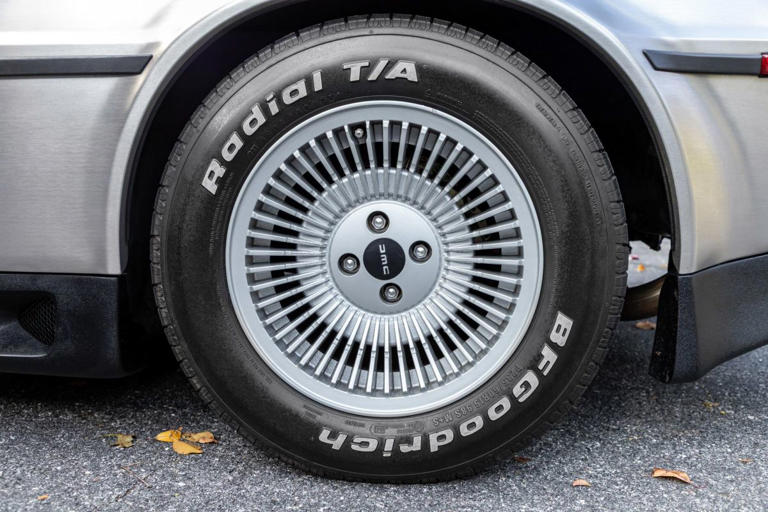 1981 DeLorean DMC-12 For Sale with 28,400 Miles and Beautiful Restoration