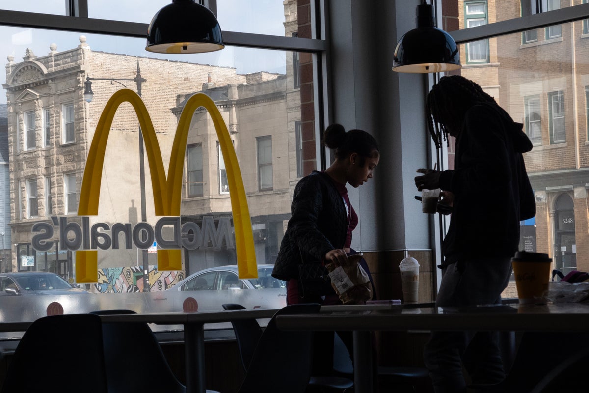 Low-income Americans being priced out of fast-food industry