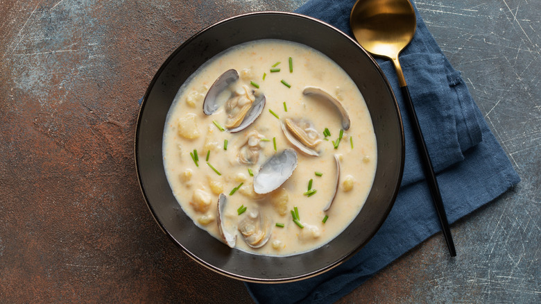 What's The Difference Between Maine And Rhode Island Clam Chowder?
