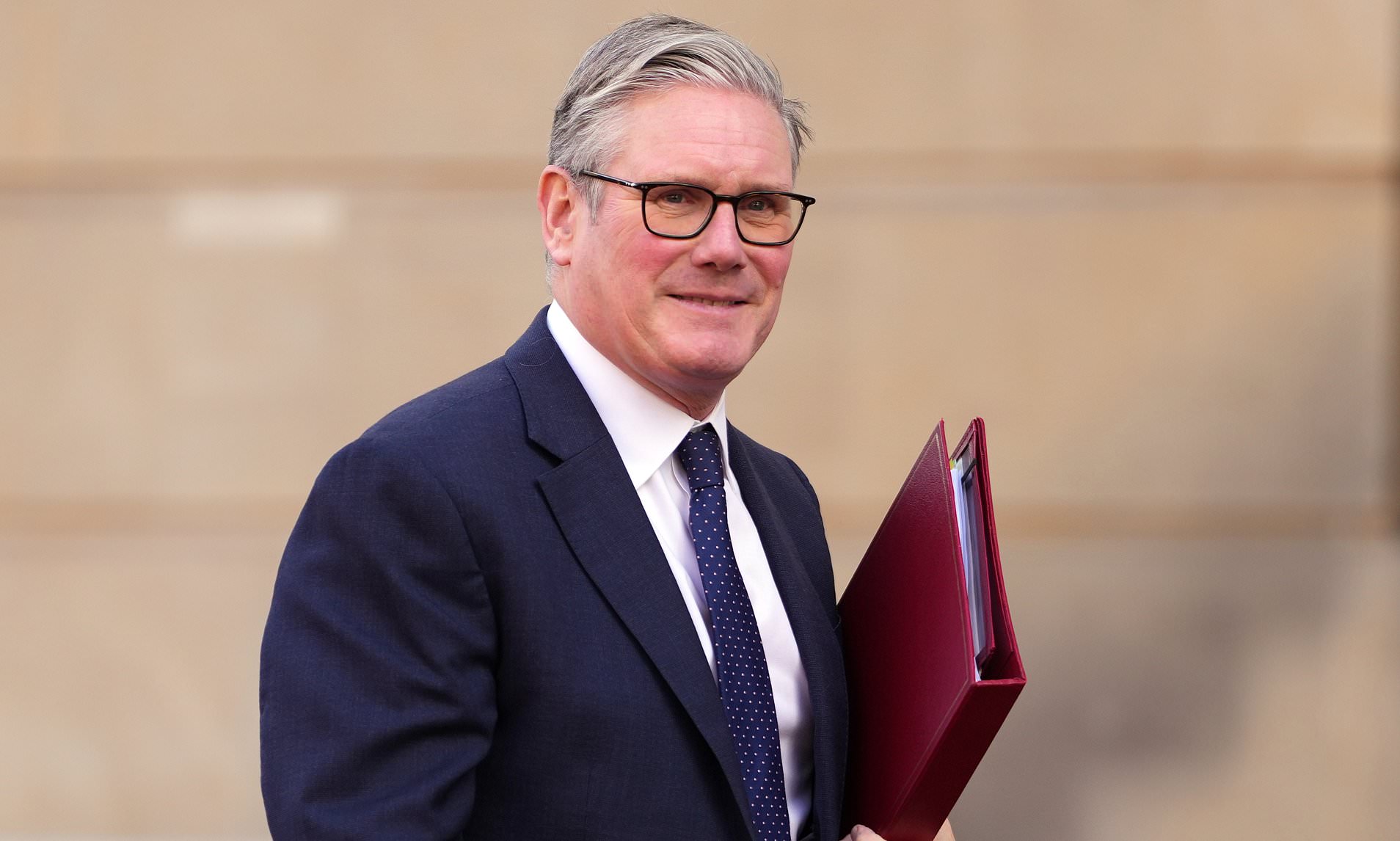 Starmer says he will be PM at next election - poll shows nearly half of ...