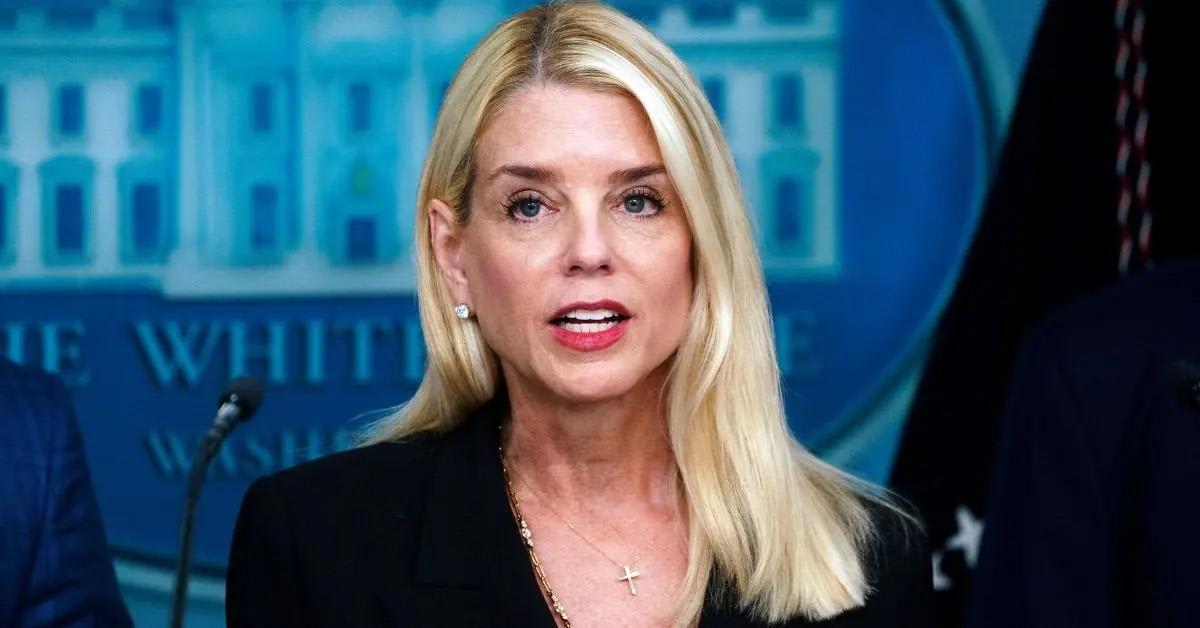 Pam Bondi at center of murder-for-hire plot