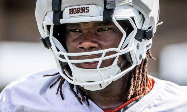 Why one Texas Longhorns freshman could be set to earn more snaps