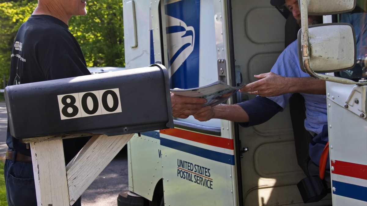 USPS delivers bad news for customers ahead of holiday season