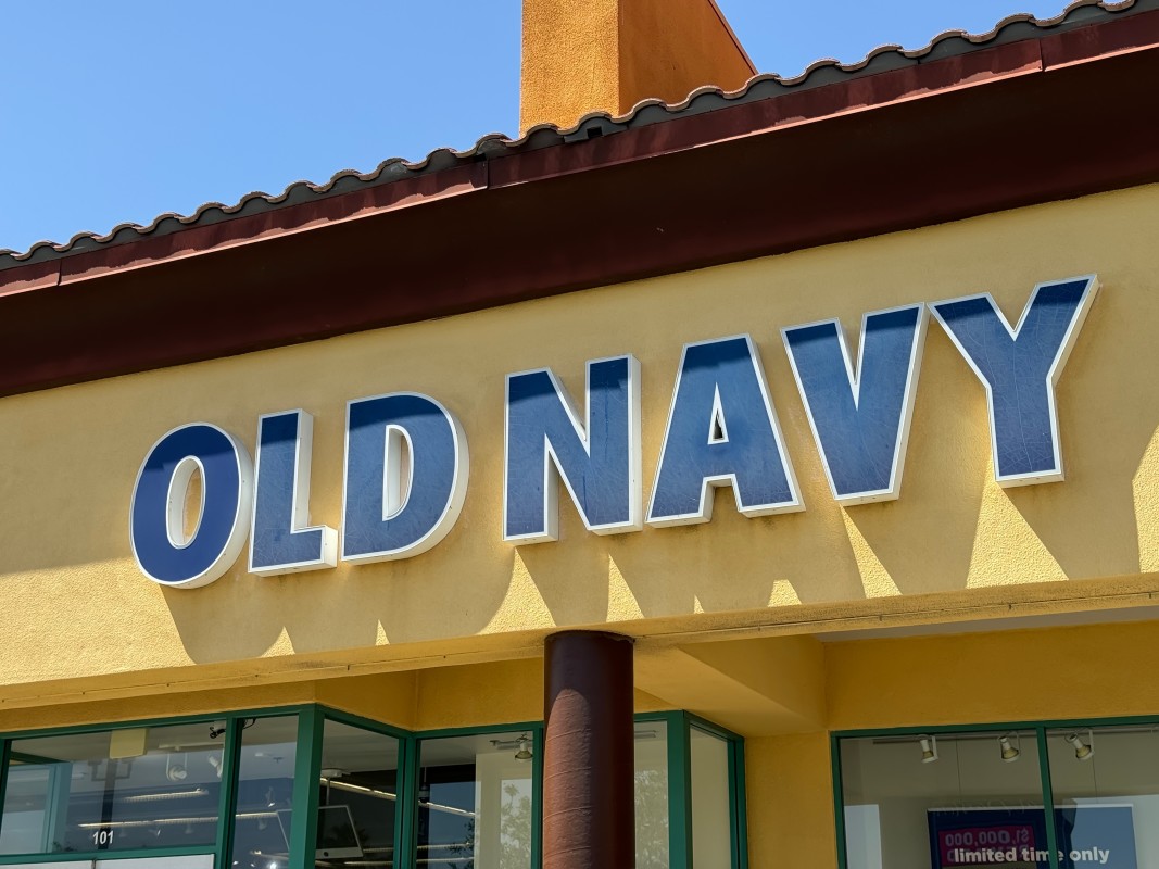 Old Navy's Best-Selling Dress Is Serving Major Cuteness for the Holidays