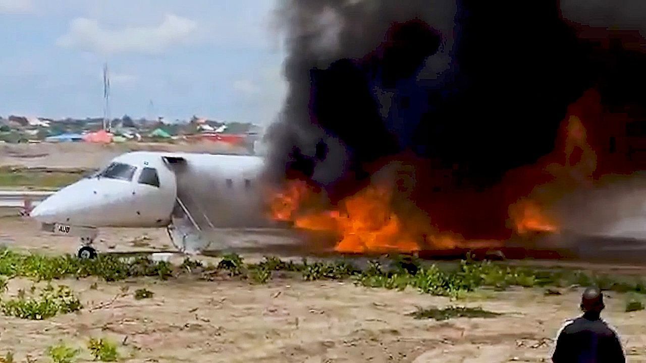 Privatjet geht in Flammen auf: Kongolesischer Minister überlebt ...