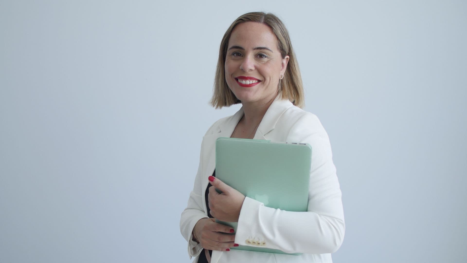 Elvira Perejón, neuroeducadora: “Lo que de verdad enriquece a un niño o ...