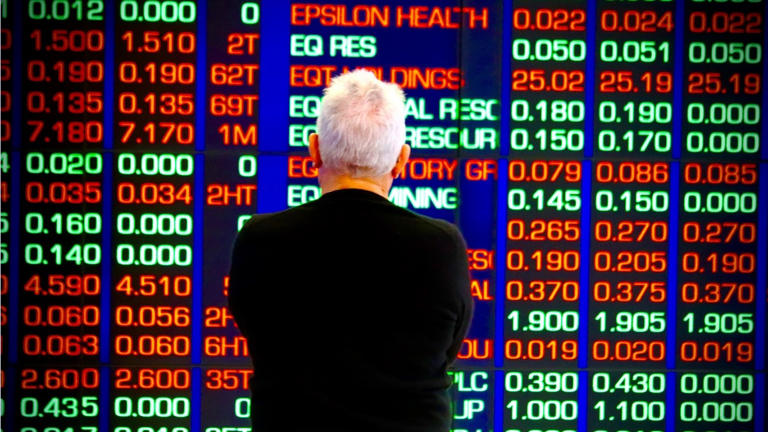 ASX falls 2 per cent as CBA boss says 'unlikely' interest rates will ...