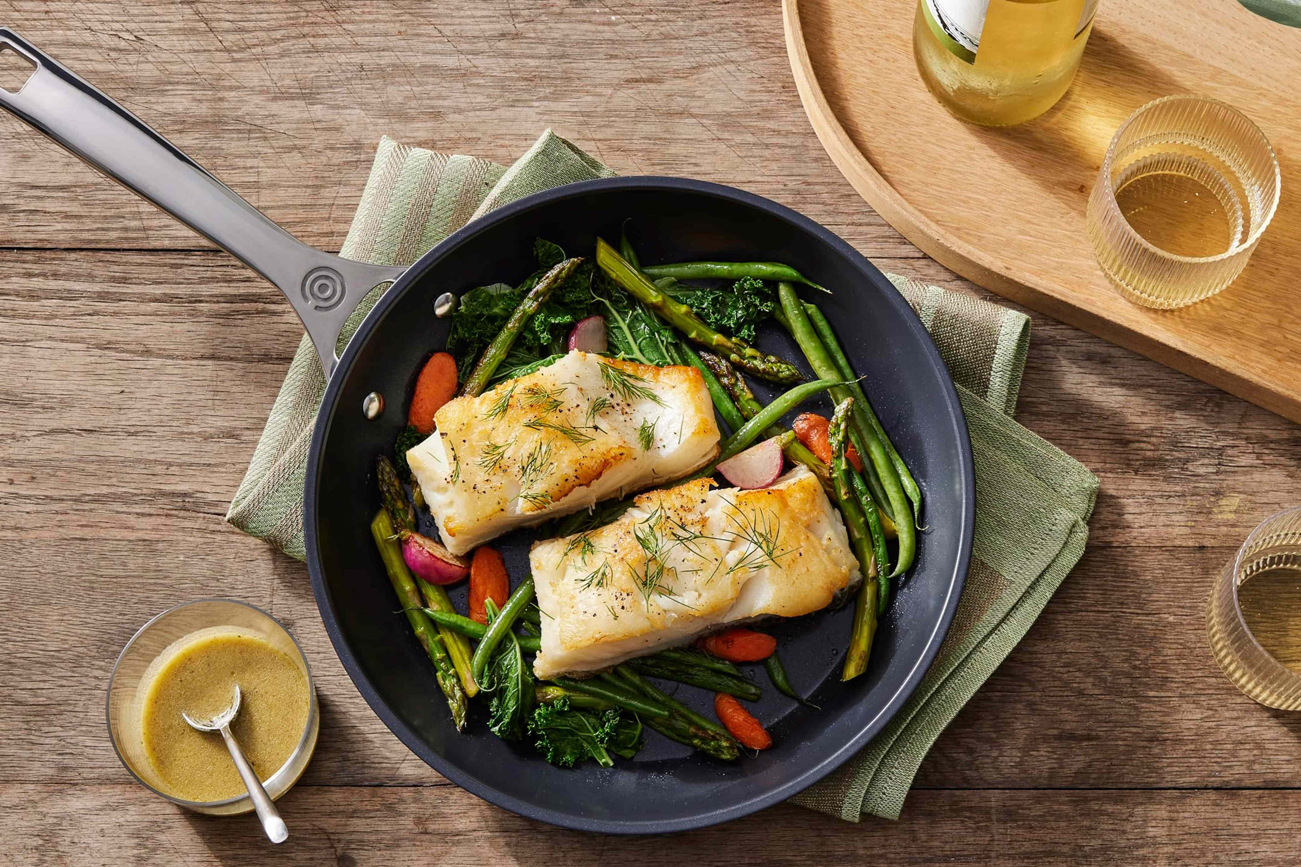 Le Creuset’s 'completely nonstick' ceramic skillet is PFAS-free, metal ...
