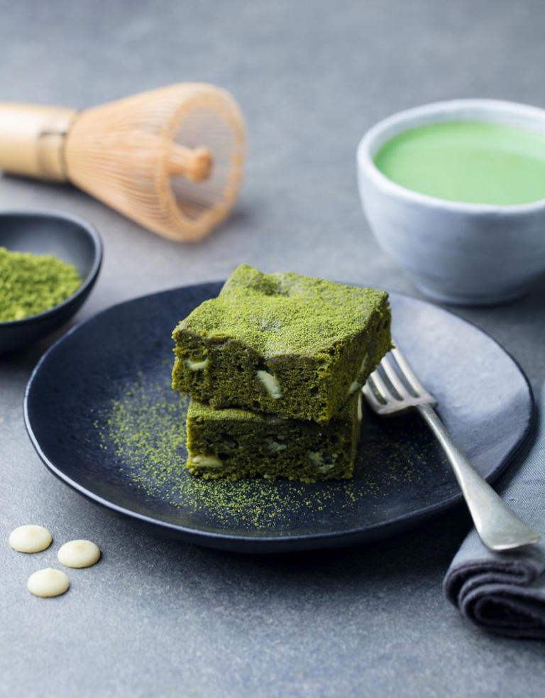 Matcha Brownies: Dieses grüne Rezept überrascht mit Schokolade und ...