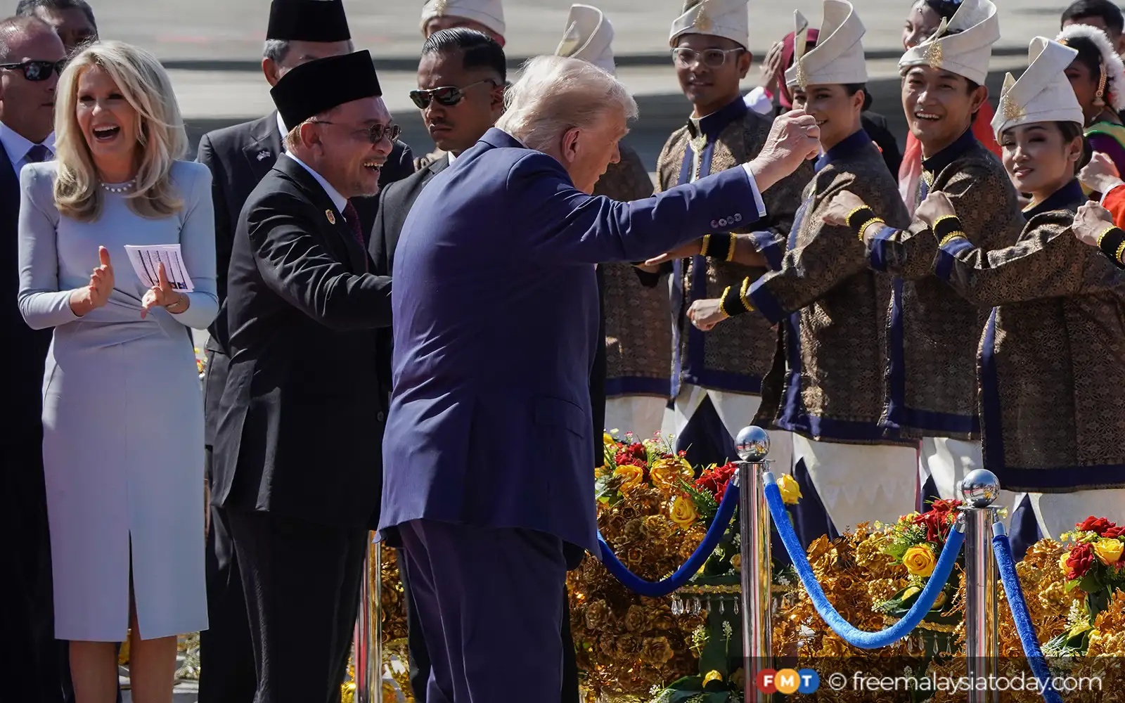 Asean’s dance of near and far