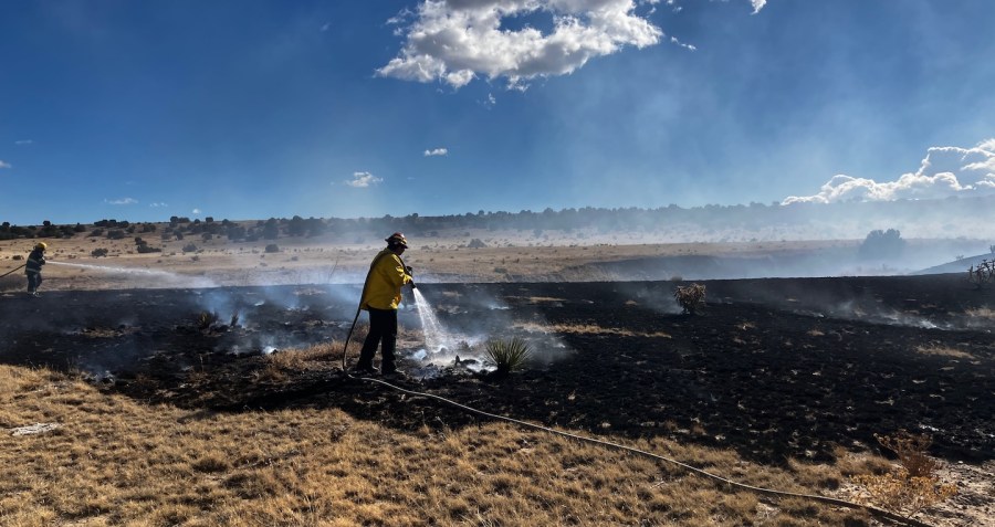 Fire burns 5 acres south of Florence during high winds