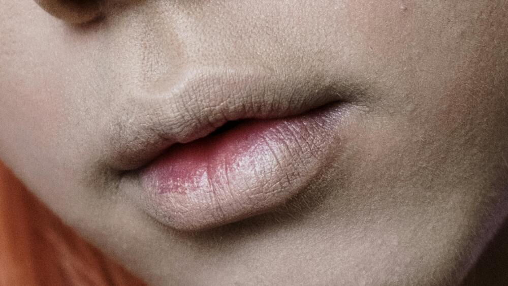 5 errores que están arruinando tu base de maquillaje (y cómo solucionarlos)