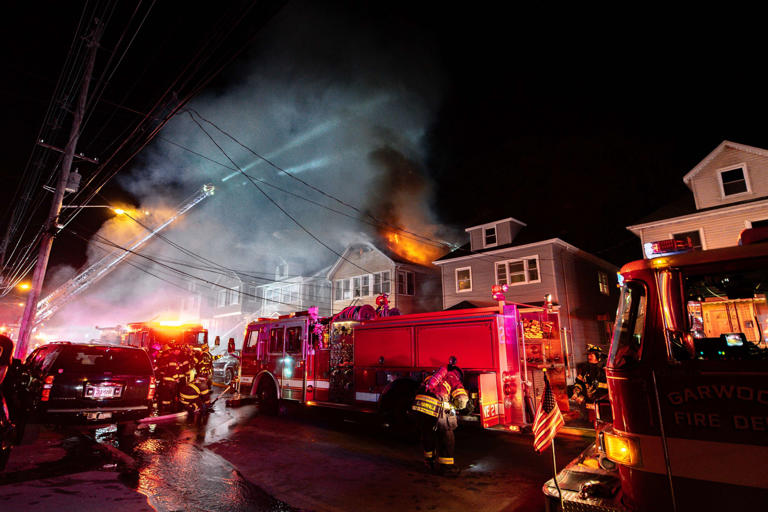 Five-alarm fire engulfs 3 homes in N.J. town