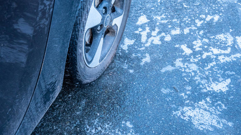 Deadly Black Ice On Wintery Roads: Can It Be Predicted Before You Start ...
