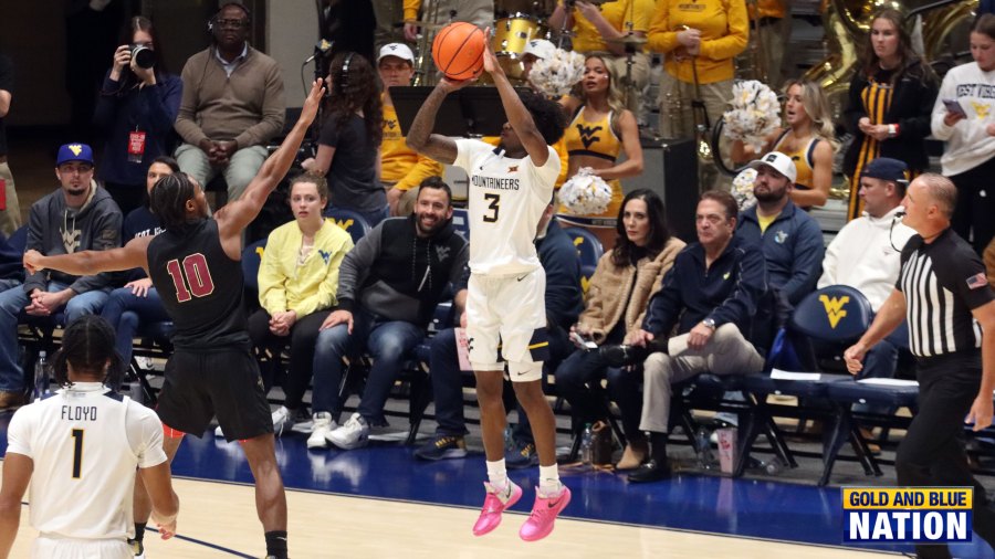 Big nights from Huff and Thomas lead Mountaineers past Leopards