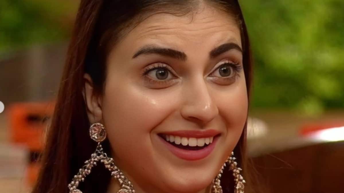 Farrhana’s Mother Thanks Gaurav Khanna In Bigg Boss 19, Calls Out Daughter; Fans Label Him ‘Real ...