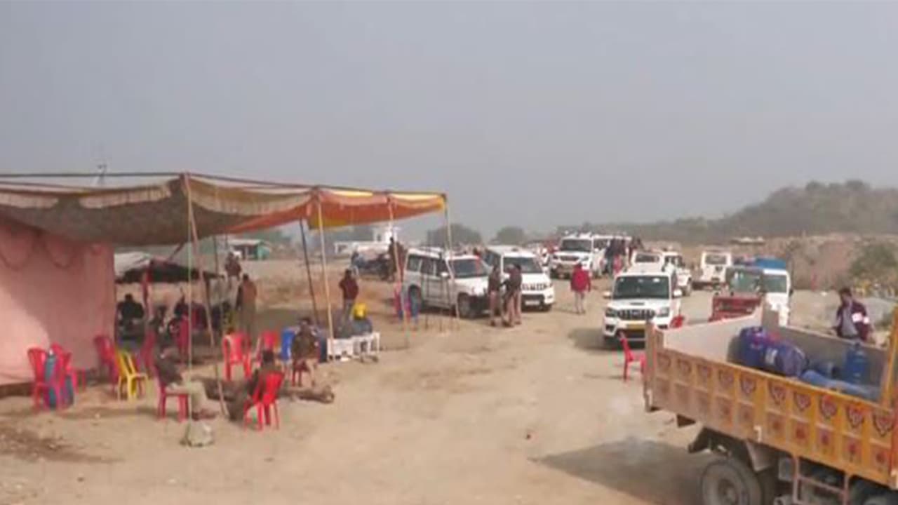 Sonbhadra mine collapse: 5 bodies recovered, rescue efforts ongoing