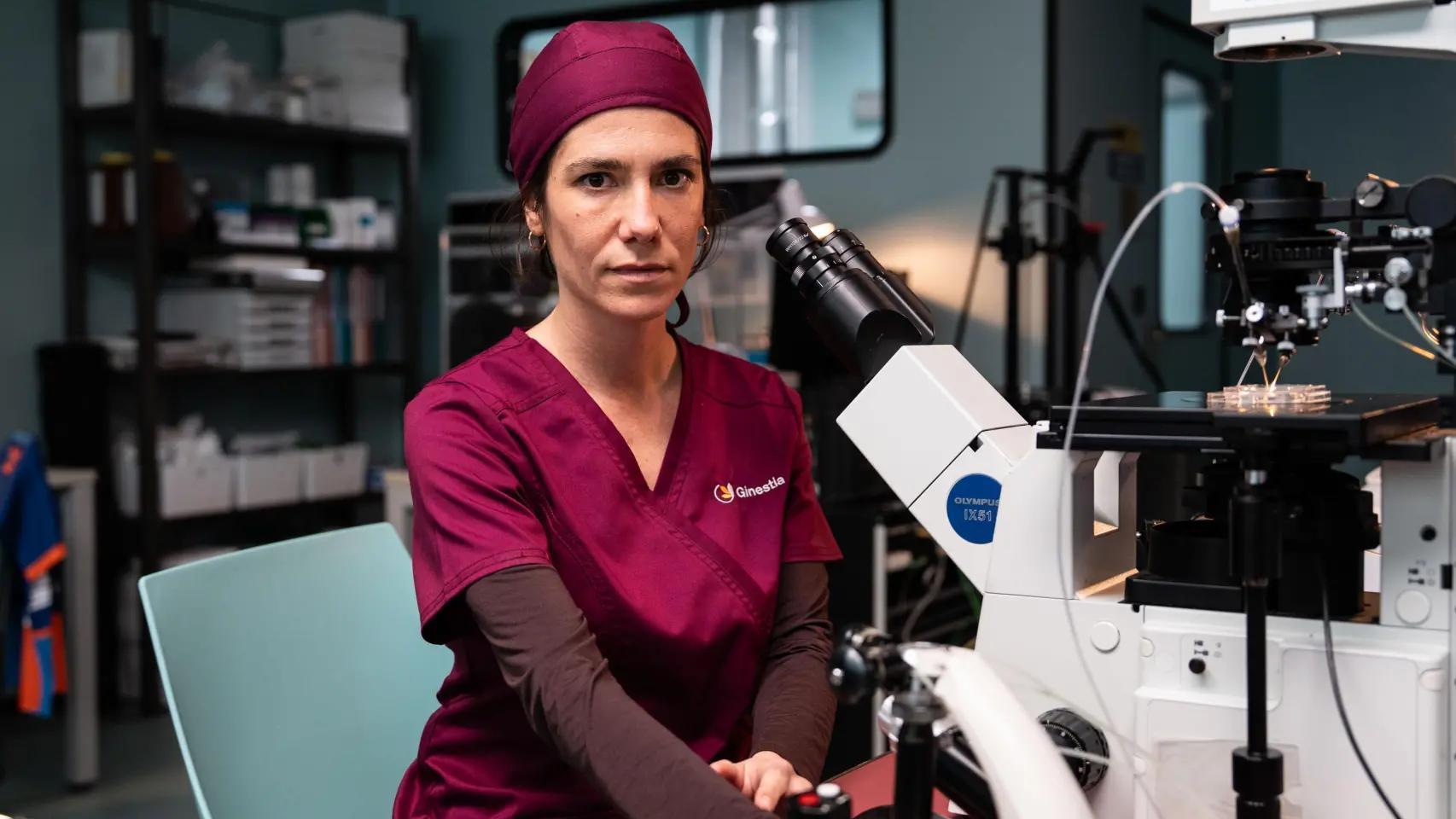 'In Vitro': la ficción que retrata a un país donde nacer se ha ...