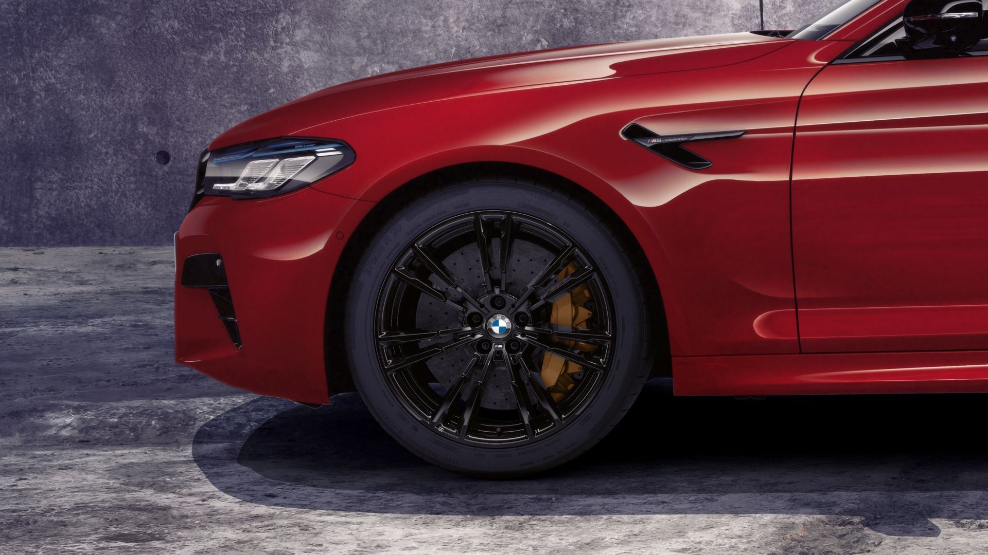 The BMW M5 F90: The Only V8 Sleeper Sedan That Can Outrun A Corvette C8