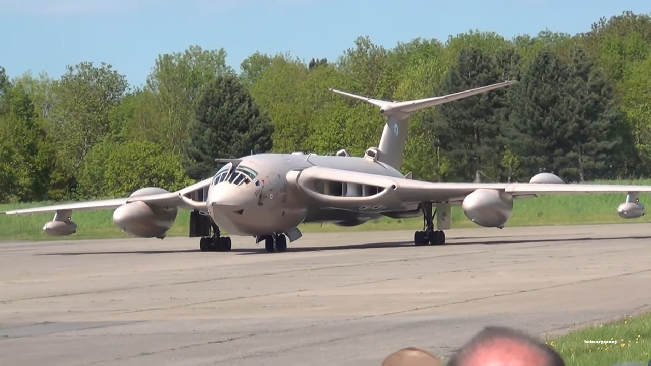 This Takeoff Captured the True Power of Britain’s Classic Jetliner