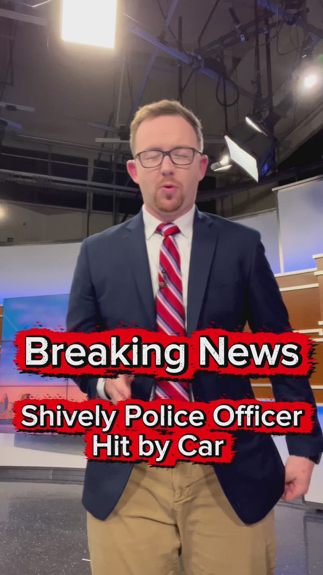 Officer hit by car on Dixie Highway in Louisville