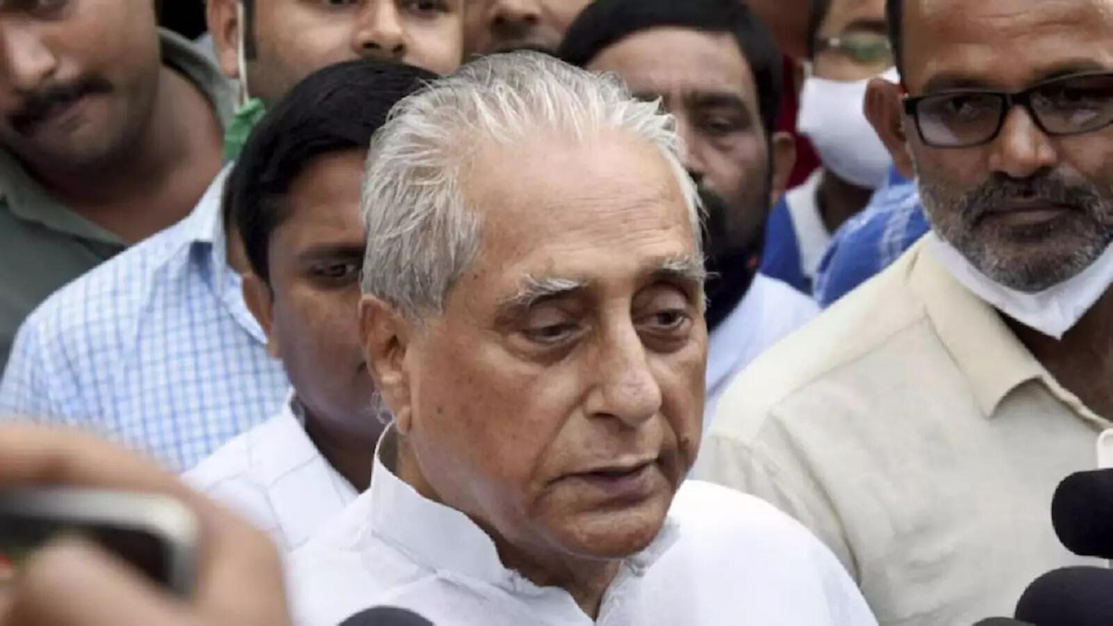 EC rejects RJD leader’s claim of ‘25,000 pre-loaded votes’ in EVMs ...